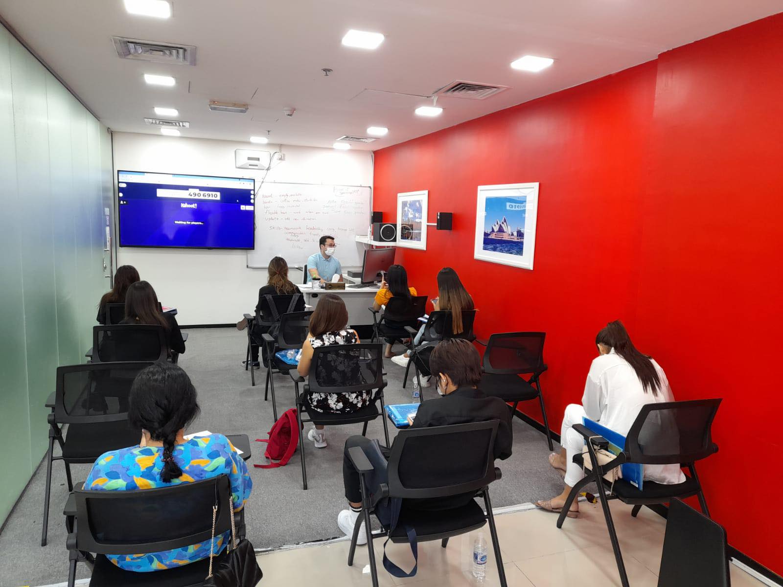 Spoken English Classes In Dubai Online English Speaking Courses Near Me Spoken English Classes In Dubai Online English Speaking Courses Near Me